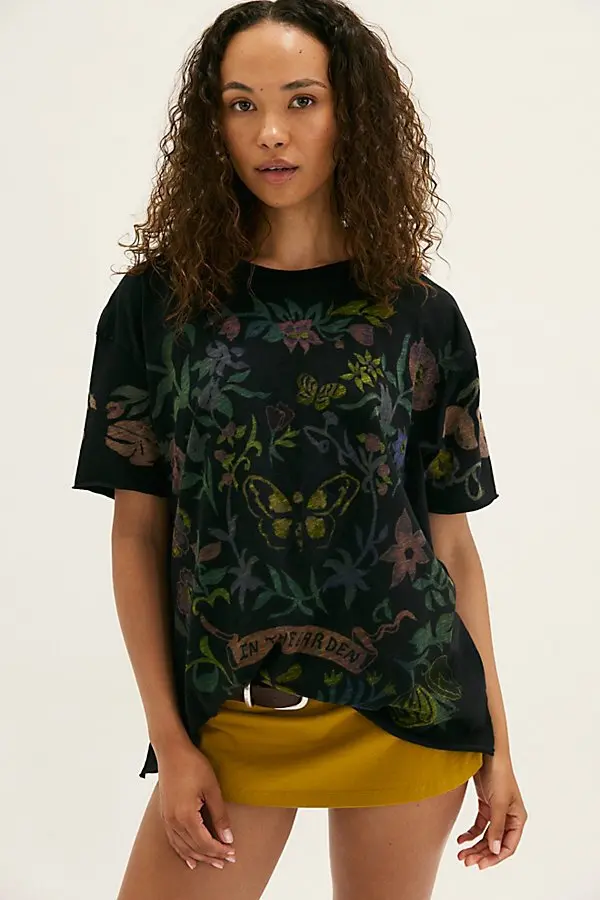 THE BUREAU Secret Garden' Graphic T-shirt - Black