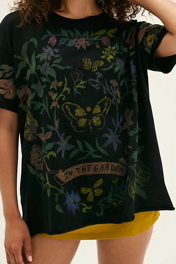 THE BUREAU Secret Garden' Graphic T-shirt - Black