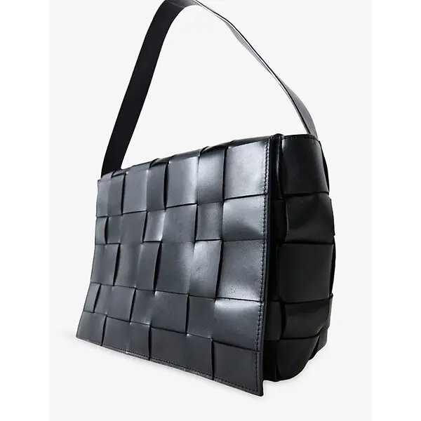 ST. AGNI Envelope Slim Leather Tote Bag
