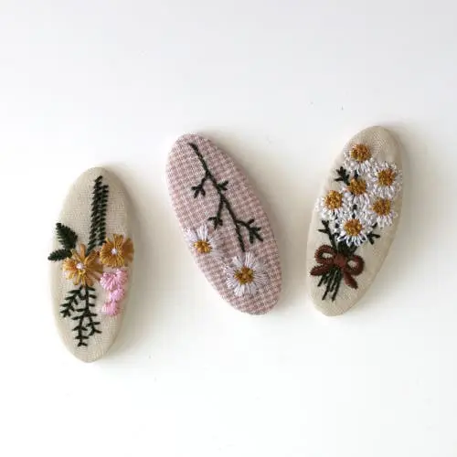 JOLLITY & CO Embroidered Floral Hair Clips Set - Oval Embroidered