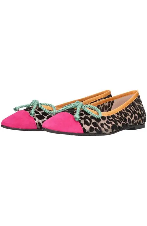 Pretty Ballerinas Pointed Toe Mesh Ballet Flat With Rope Bow Detail