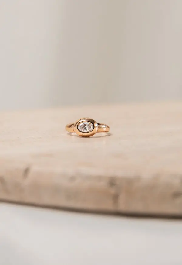 SOPHIE RATNER JEWELRY Venus Pinky Ring With Oval Diamond