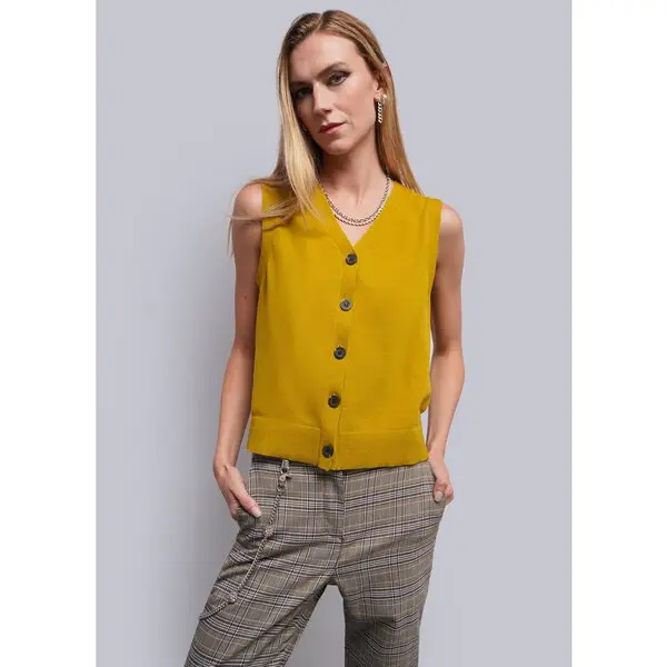 WILDFANG The Everyday Sweater Vest - Dijon