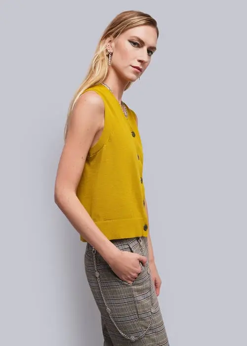 WILDFANG The Everyday Sweater Vest - Dijon