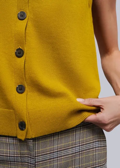 WILDFANG The Everyday Sweater Vest - Dijon