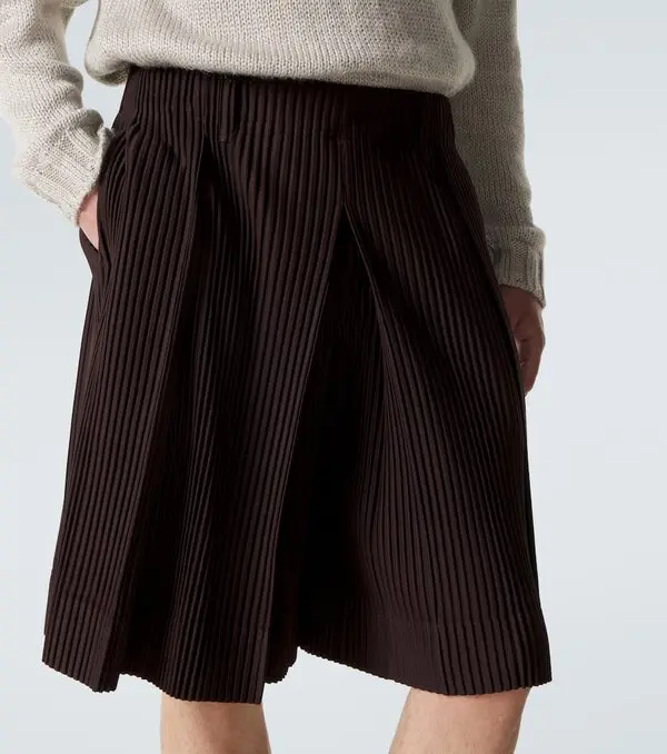 Issey Miyake Tailored Bermuda Shorts - Brown