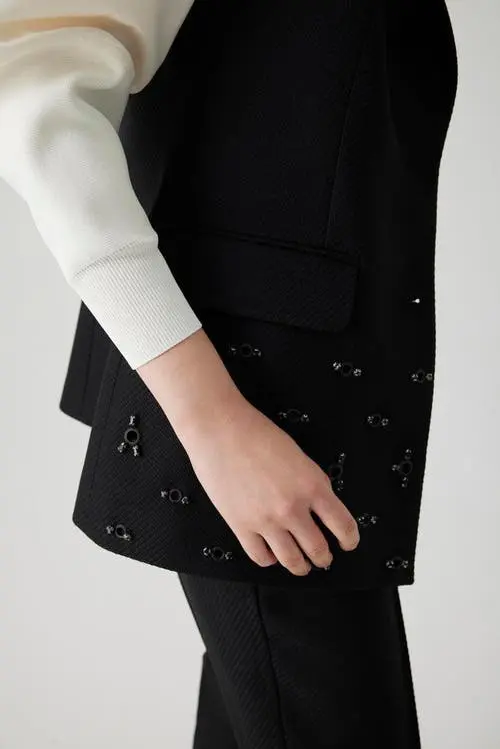 EXQUISE Aretha Embroidered Vest
