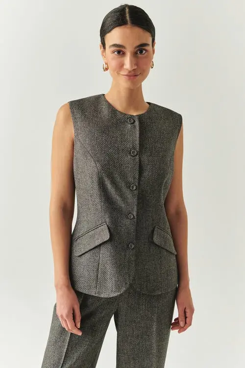 EXQUISE Sleeveless Vest With Crew Neck