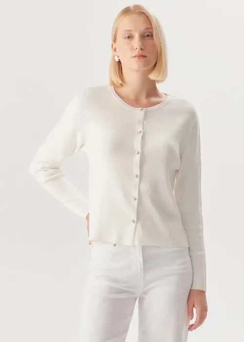 EXQUISE Skye Classic Cardigan - Ecru