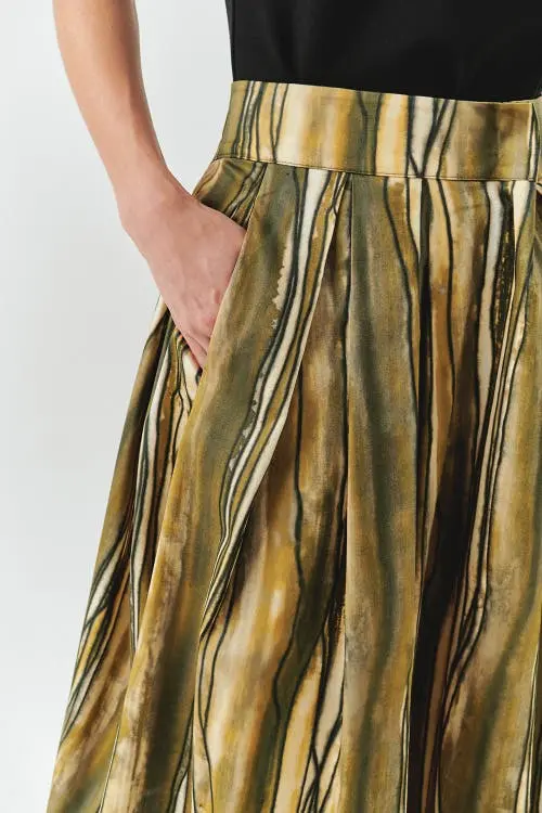 EXQUISE Sloan Striped Skirt