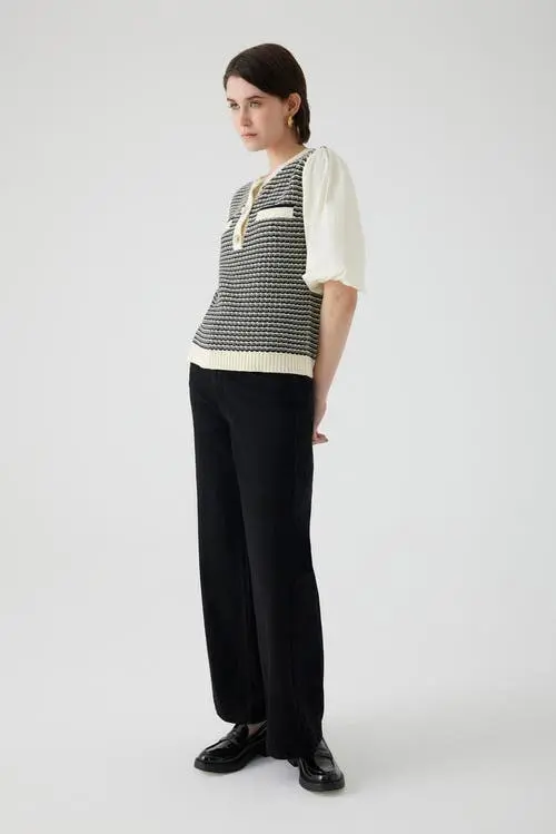 EXQUISE Belted Wide Leg Denim Pants