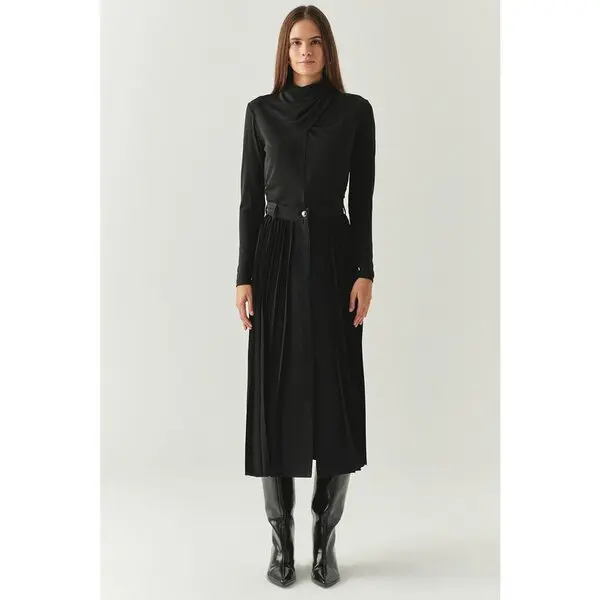 EXQUISE Florence Pleated Midi Skirt