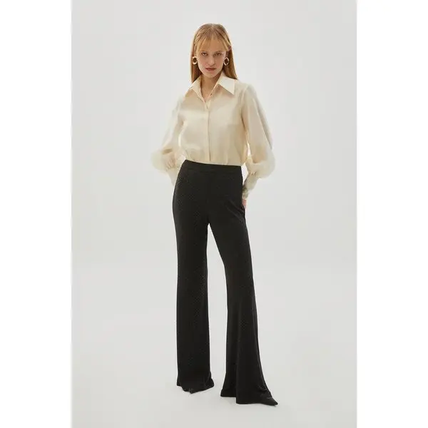 EXQUISE Slim Sequin Print Flared Knit Pants - Black