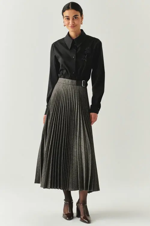 EXQUISE Jayda Pleated Midi Skirt