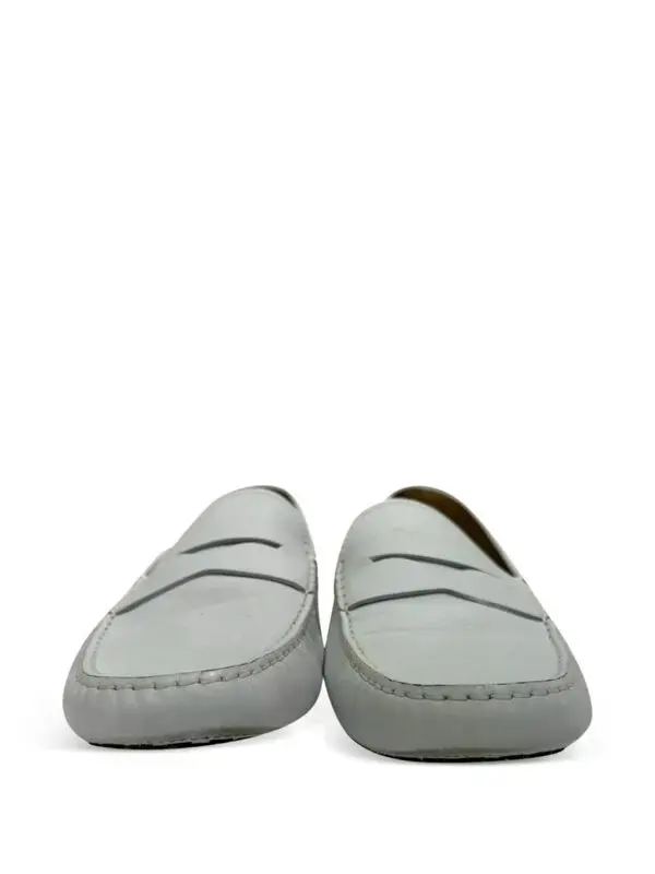 TOD'S Gommino Pebbled Leather Loafers - Grey