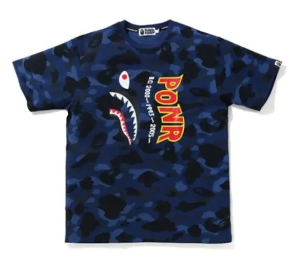 A BATHING APE Camo Shark Wide Fit Tee Shirt - Blue