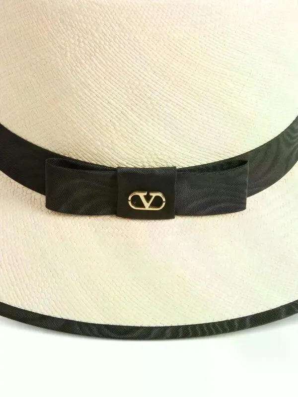 Valentino Garavani Vlogo Signature Straw Fedora Hat - Neutrals