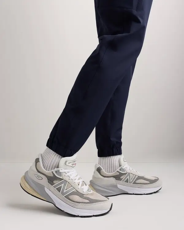 Quince Transit Cargo Joggers - Deep Navy