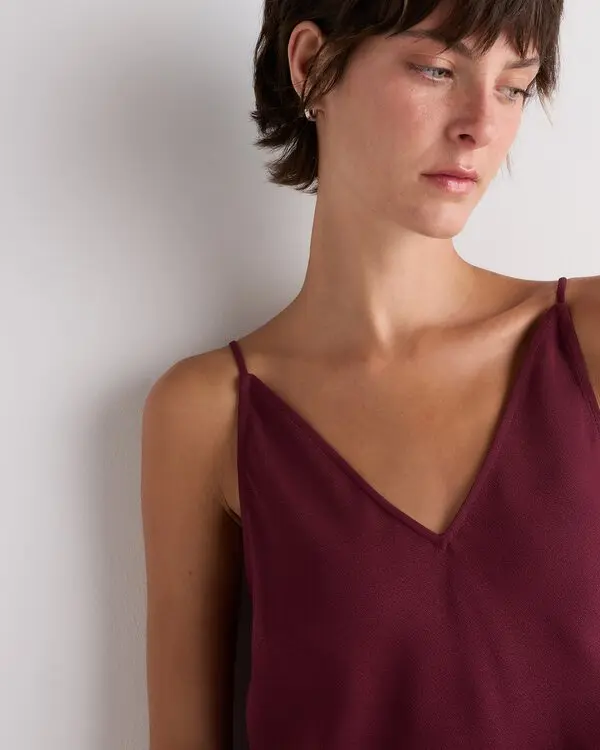 Quince Matte V-neck Cami - Cabernet Red