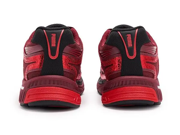 PUMA Skyjet Layers Sneakers - Red