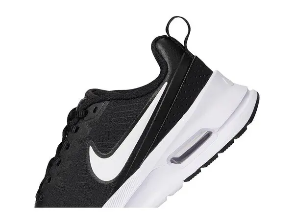 Nike Max Nuaxis Sneakers - Black