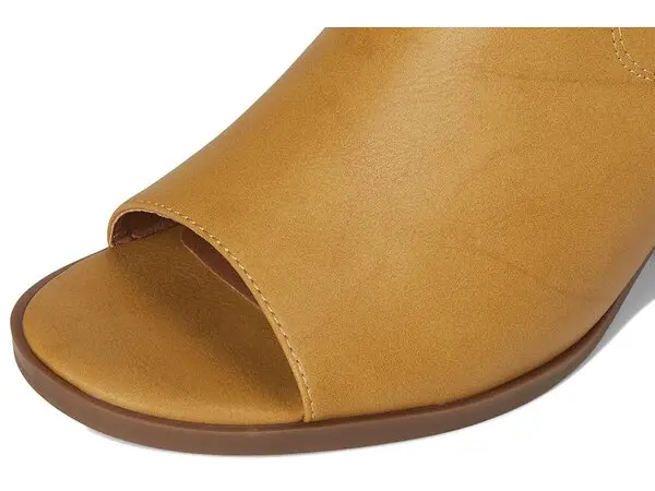 FRYE AND CO. Jolene Harness Ankle Booties - Yellow