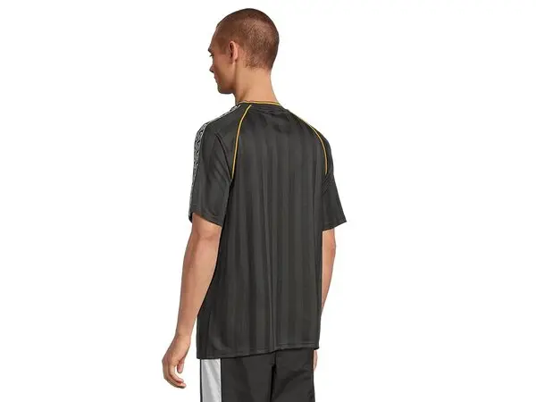 PUMA King Relaxed Soccer Jersey With V-neckline - Black