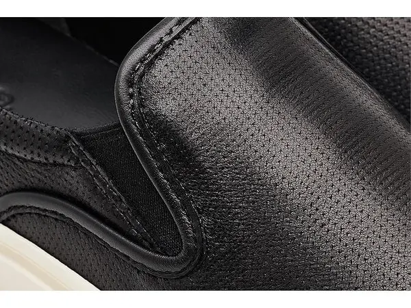 Vince Blair Slip-on Leather Shoes - Black