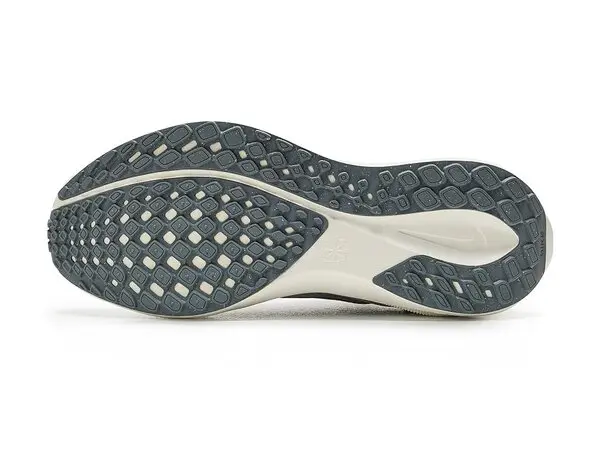 Nike Pegasus 41 Athletic Shoes - Gray