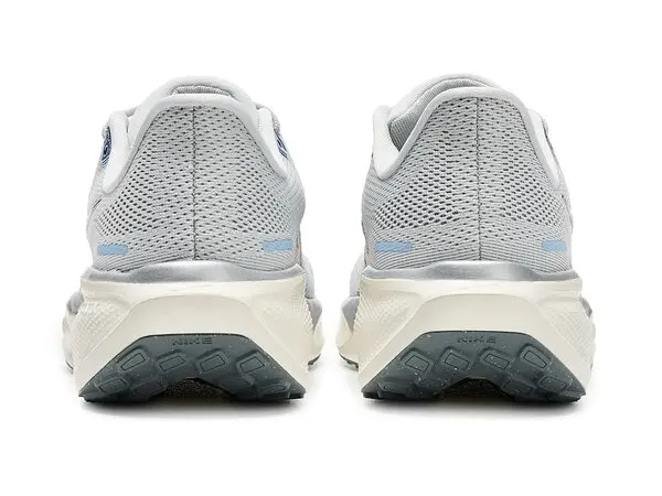 Nike Pegasus 41 Athletic Shoes - Gray