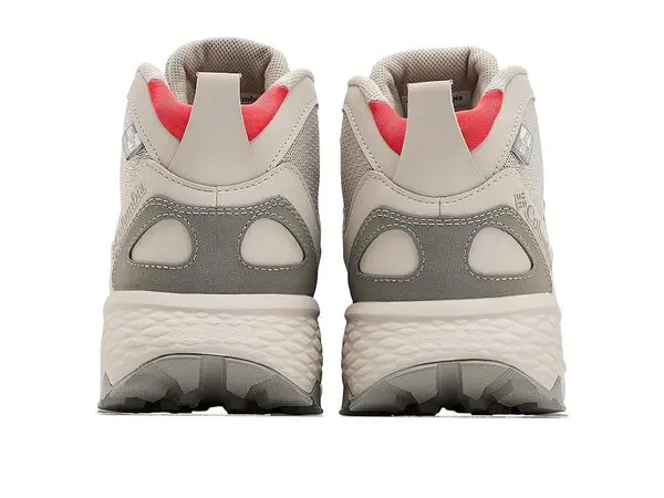 Columbia Peakfreak Rush Mid Outdry Hiking Shoes - Beige