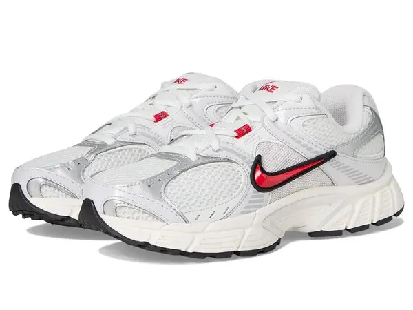 Nike V5 Rnr Athletic Shoes - Red
