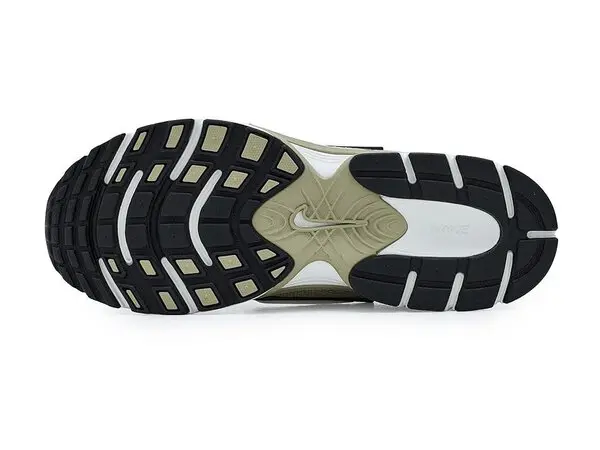 Nike V5 Rnr Athletic Sneakers - Silver