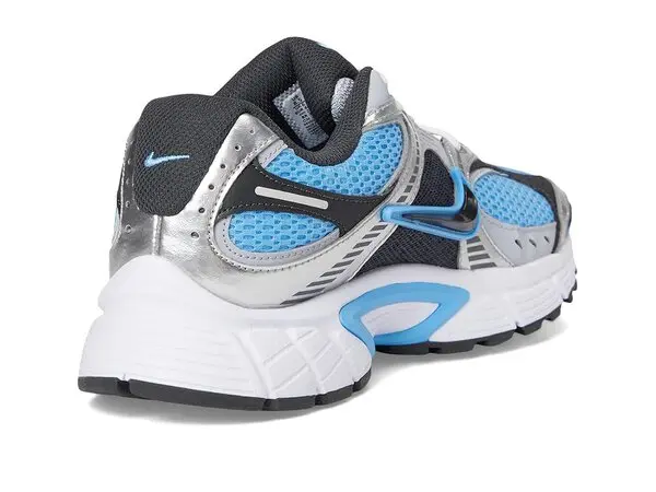 Nike V5 Rnr Athletic Sneakers - Silver
