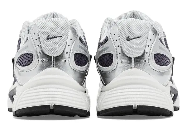 Nike V5 Rnr Sneakers - Silver