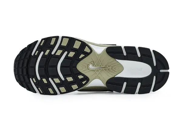 Nike V5 Rnr Athletic Sneakers - Silver