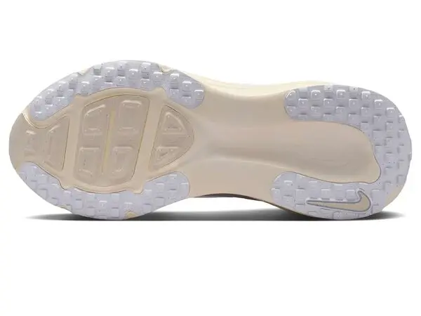 Nike Vomero 18 Athletic Sneakers - Bone