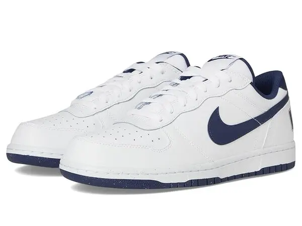Nike Low Top Sneakers - Navy