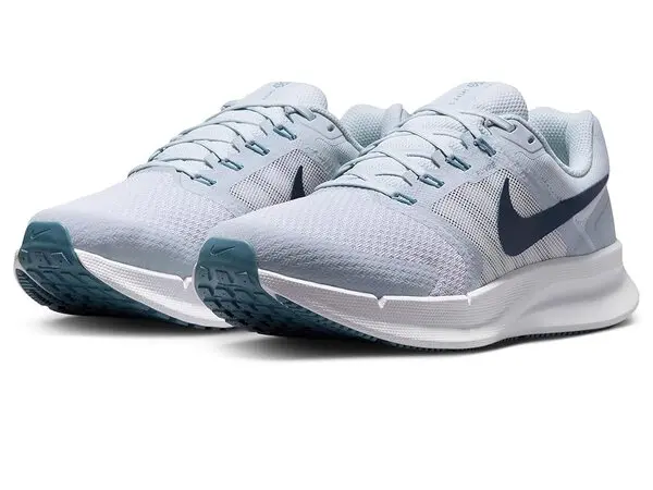 Nike Run Swift 3 Athletic Shoes - Gray