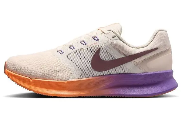 Nike Run Swift 3 Athletic Shoes - Pink