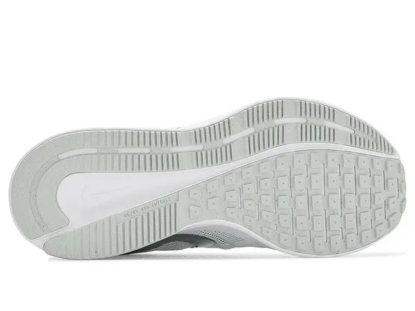Nike Run Swift 3 Athletic Shoes - White
