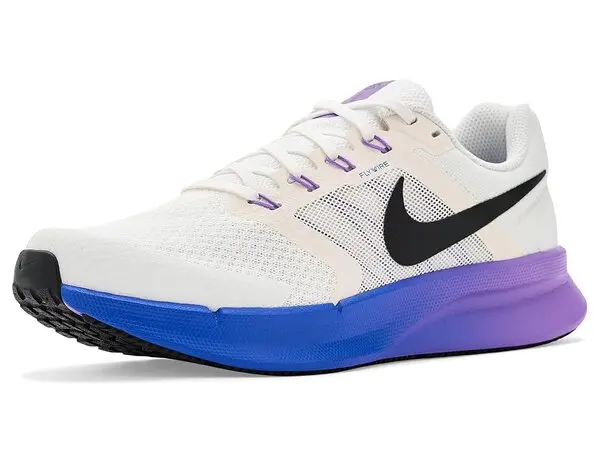 Nike Run Swift 3 Athletic Shoes - White