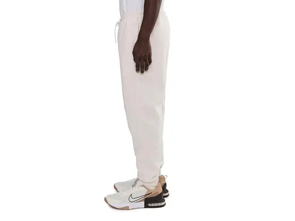 Nike Club Fleece Joggers With Embroidered Logo - White
