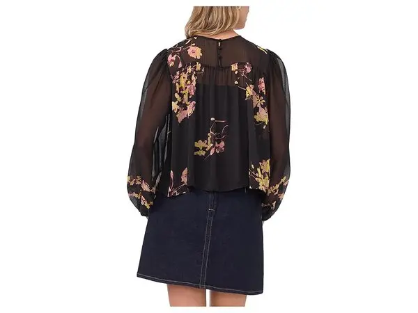Vince Camuto Round Neck Floral Print Long Sleeve Top