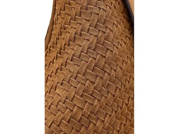 Madewell Essential Curve Shoulder Bag In Handwoven Suede - Brown