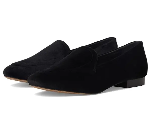 Vince Camuto Cintha Flat Loafer