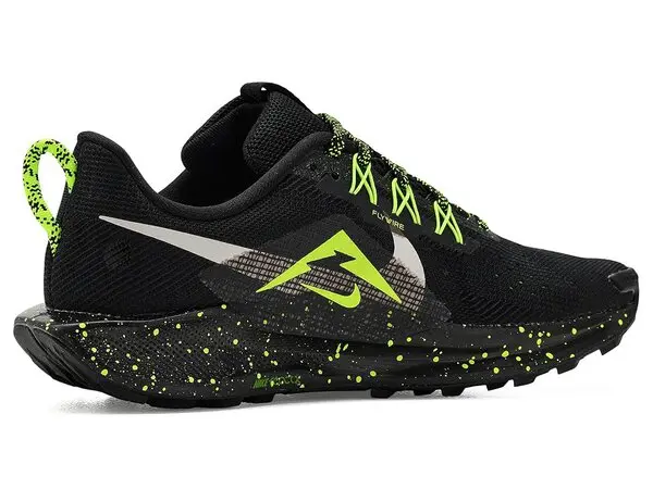 Nike Pegasus Trail 5 Athletic Shoes - Black