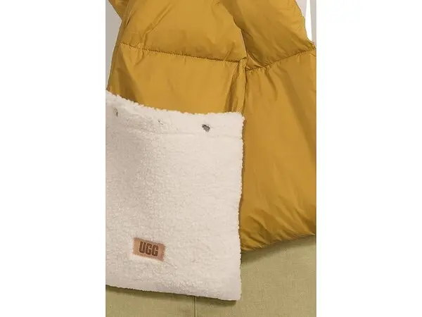UGG All Weather Fluff Packable Scarf - Tan