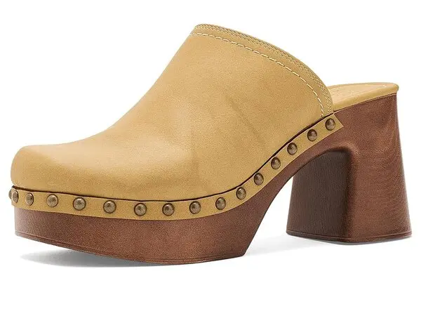 FRYE AND CO. Wylie Clogs With Stud Detailing