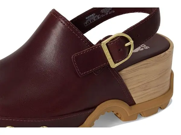 Sorel Roam'n Clog Rvt With Rivet Details And Adjustable Ankle Strap - Orange